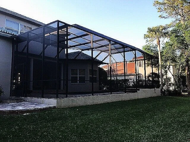 Tampa Bay Pool Screen Repair & Rescreen | Lanai & Patio Rescreening